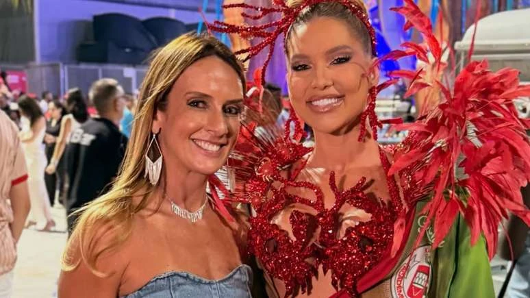 » Repórter solta o verbo e defende Virginia: Maldade o que fazem com ela
